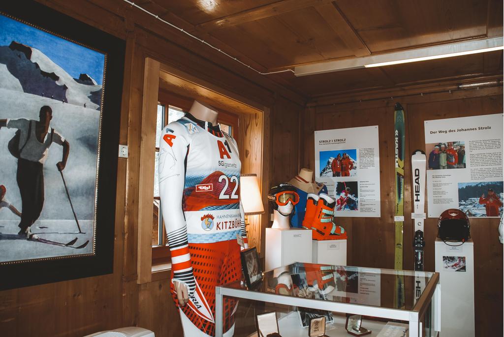 FIS Skimuseum: Vorarlberger Skigesichte & Sonderausstellung 75 Jahre Head